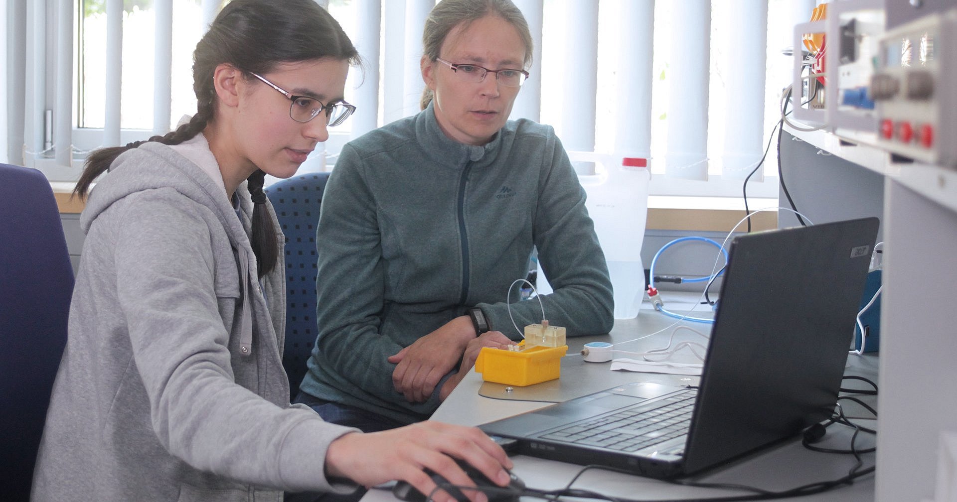 IMMS - Questions on internships, jobs and BSc/MSc subjects