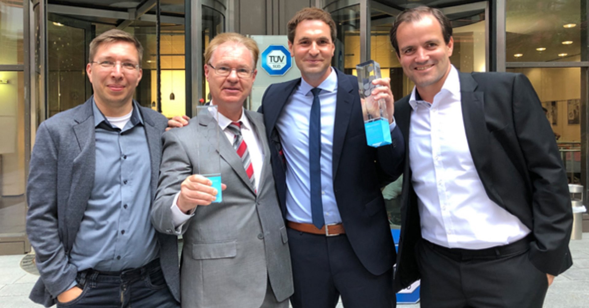 IMMS - Text messages on 25 years of IMMS