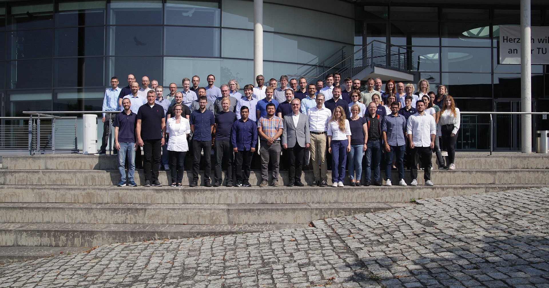 IMMS - Über uns: Unser Ziel ist der Markterfolg unserer Partner